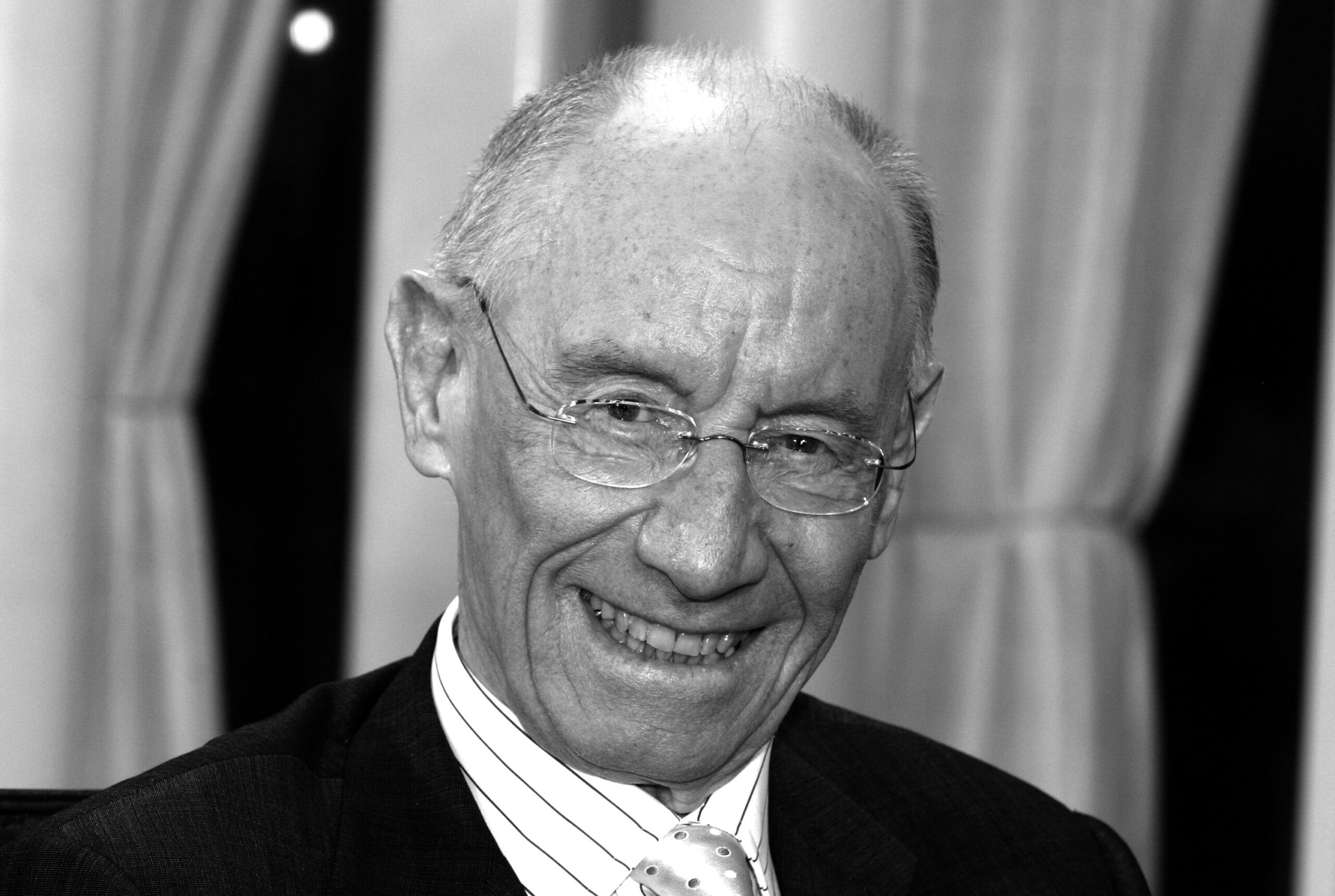 Er brachte Daimler die Flugzeuge - Edzard Reuter ist tot ...