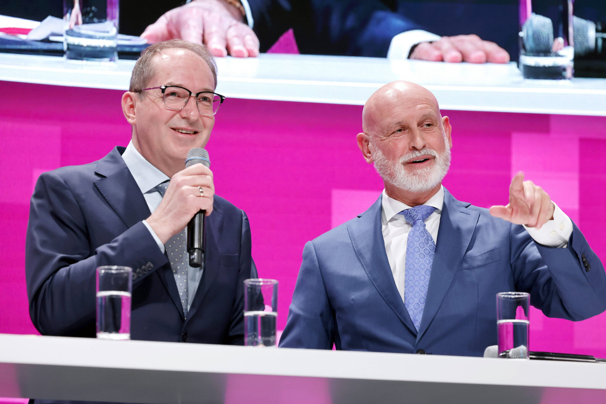 Spart der Bund bei Besoldung der Beamten? Und was tut das Land ...